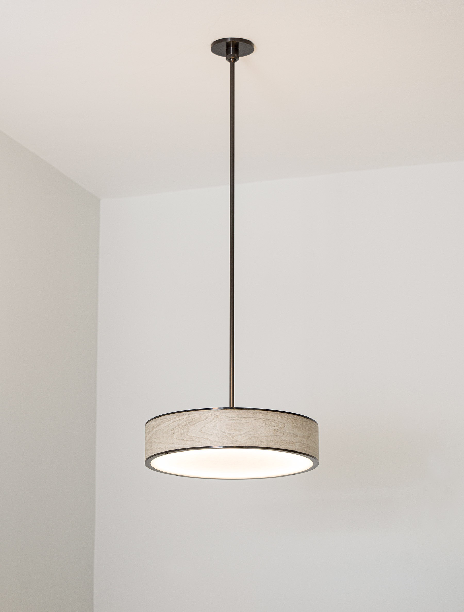 Monoscope Pendant 18"