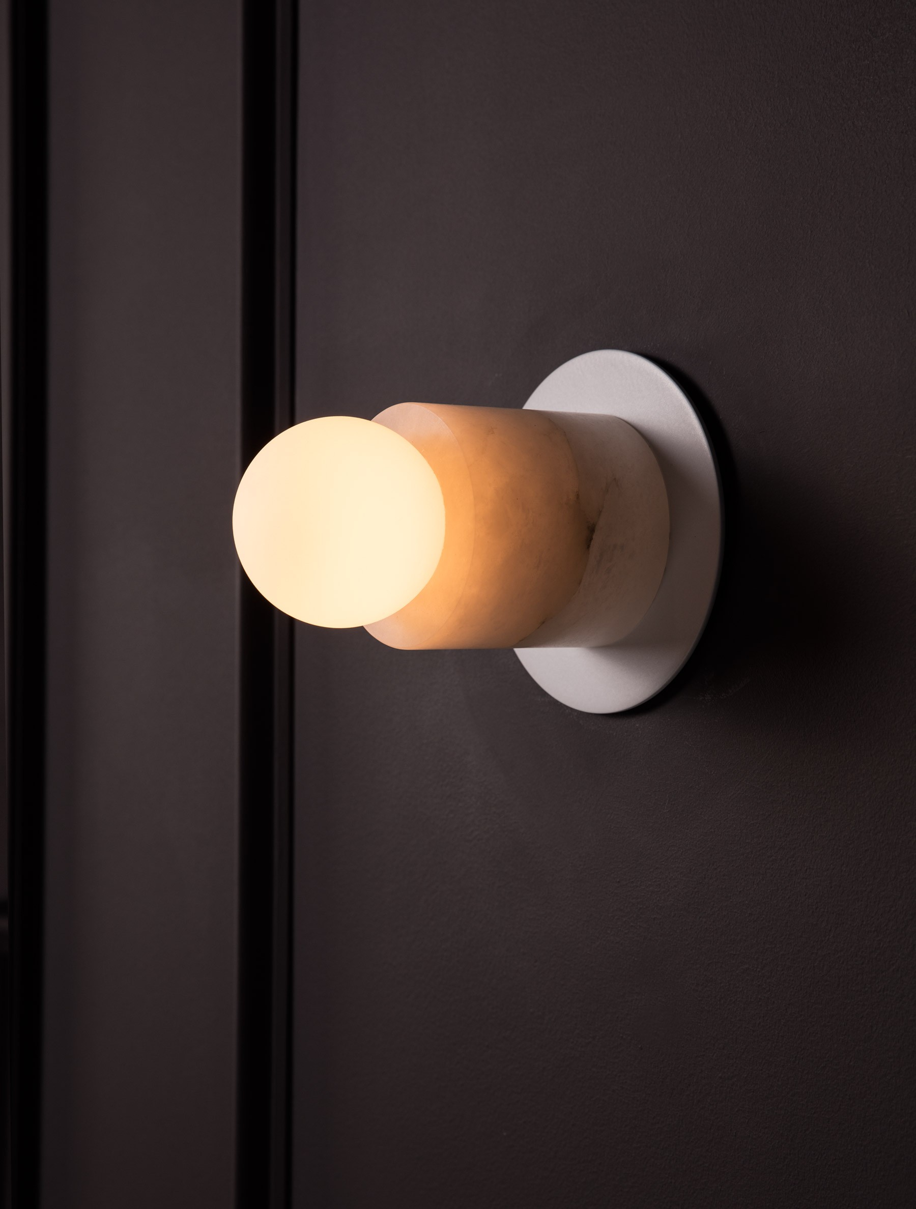 Alabaster S01