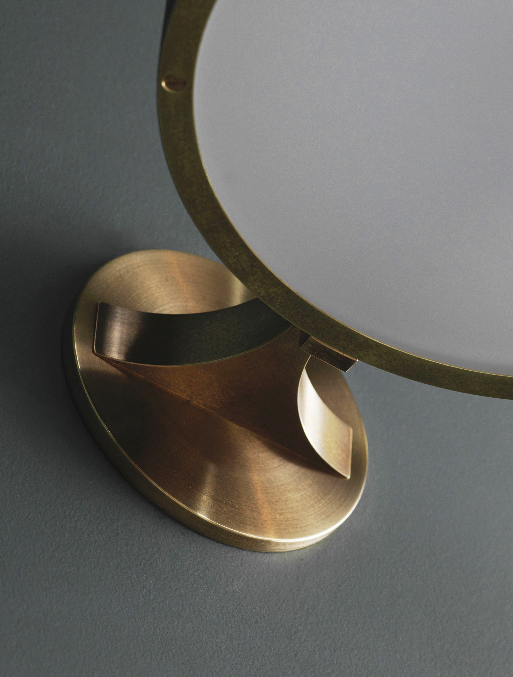 Monoscope Sconce 10"