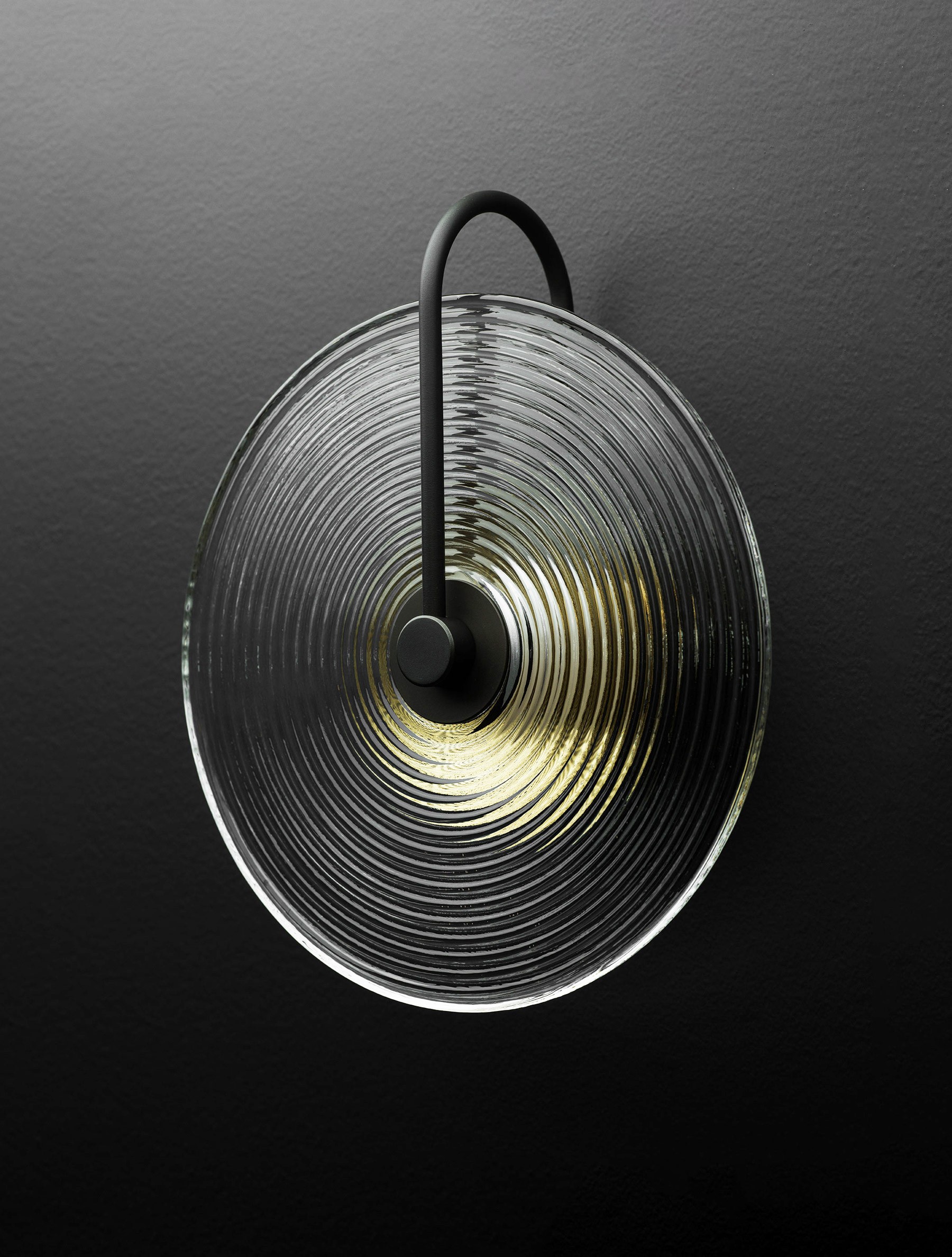 ADA Aperture - Cast Glass 10"